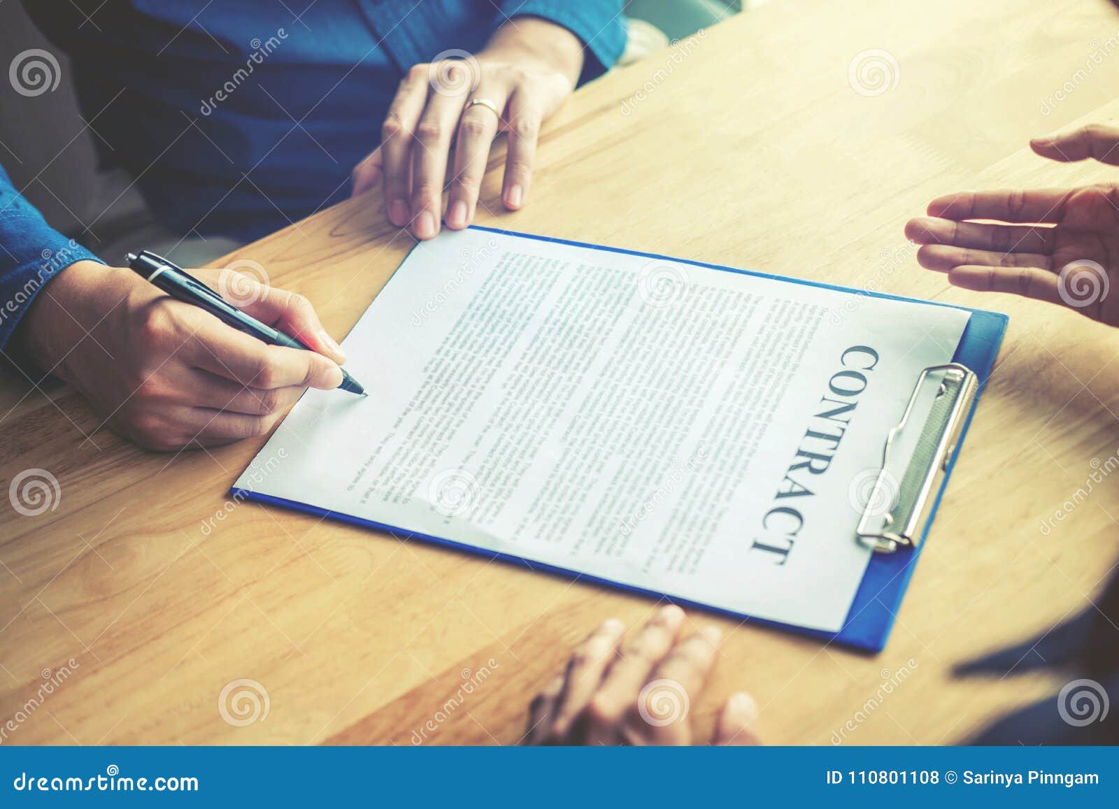 Business People Negotiating a Contract between Two Colleagues Stock ...
