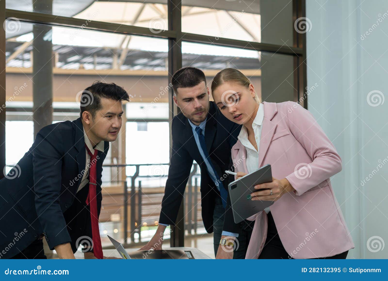 The Business People Talking in the Office Stock Image - Image of ...