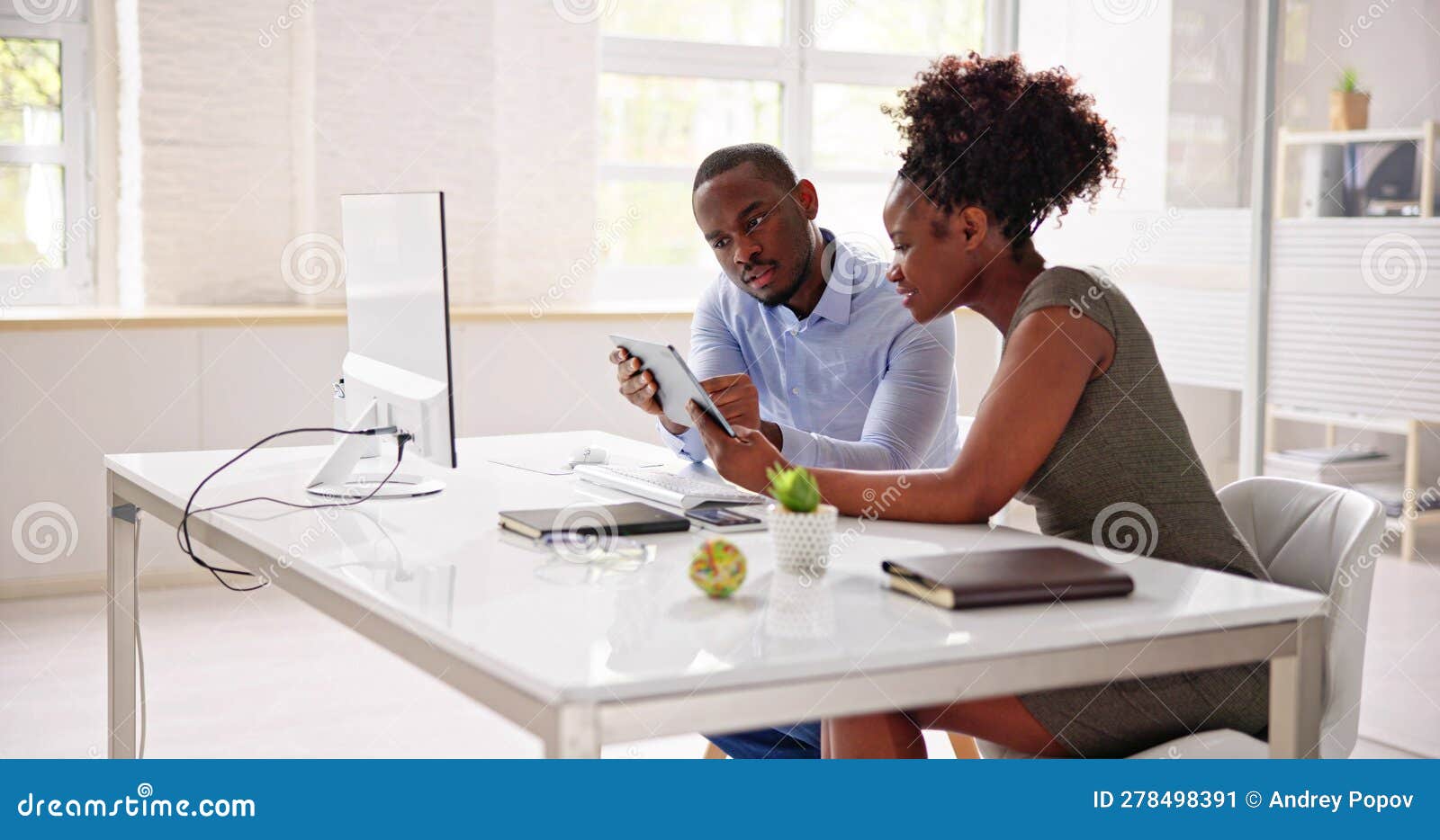 Business People Training on Computer. Young Woman Stock Image - Image ...