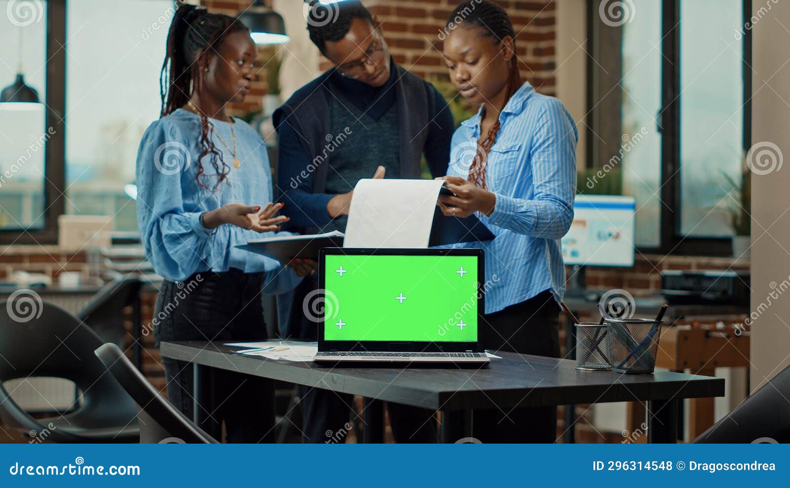 Business People Using Greenscreen Stock Photo - Image of project ...