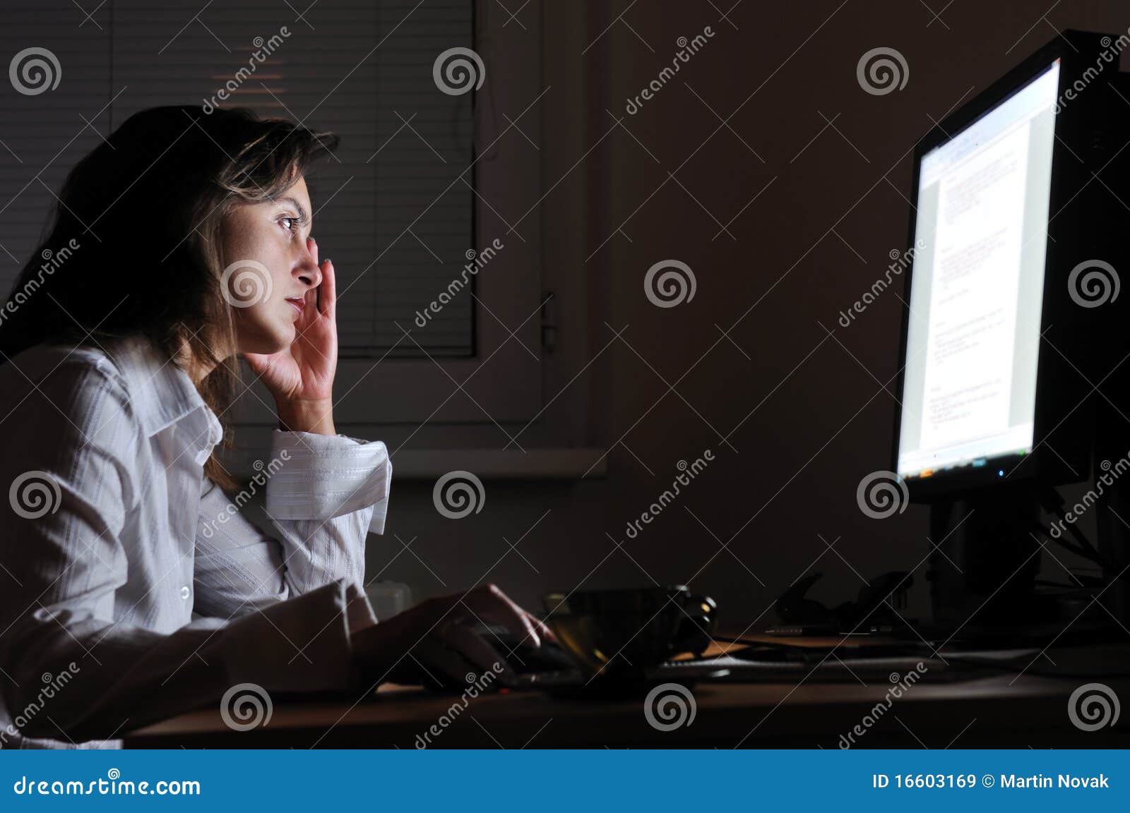 481 Working Computer Night Black White Stock Photos - Free & Royalty ...