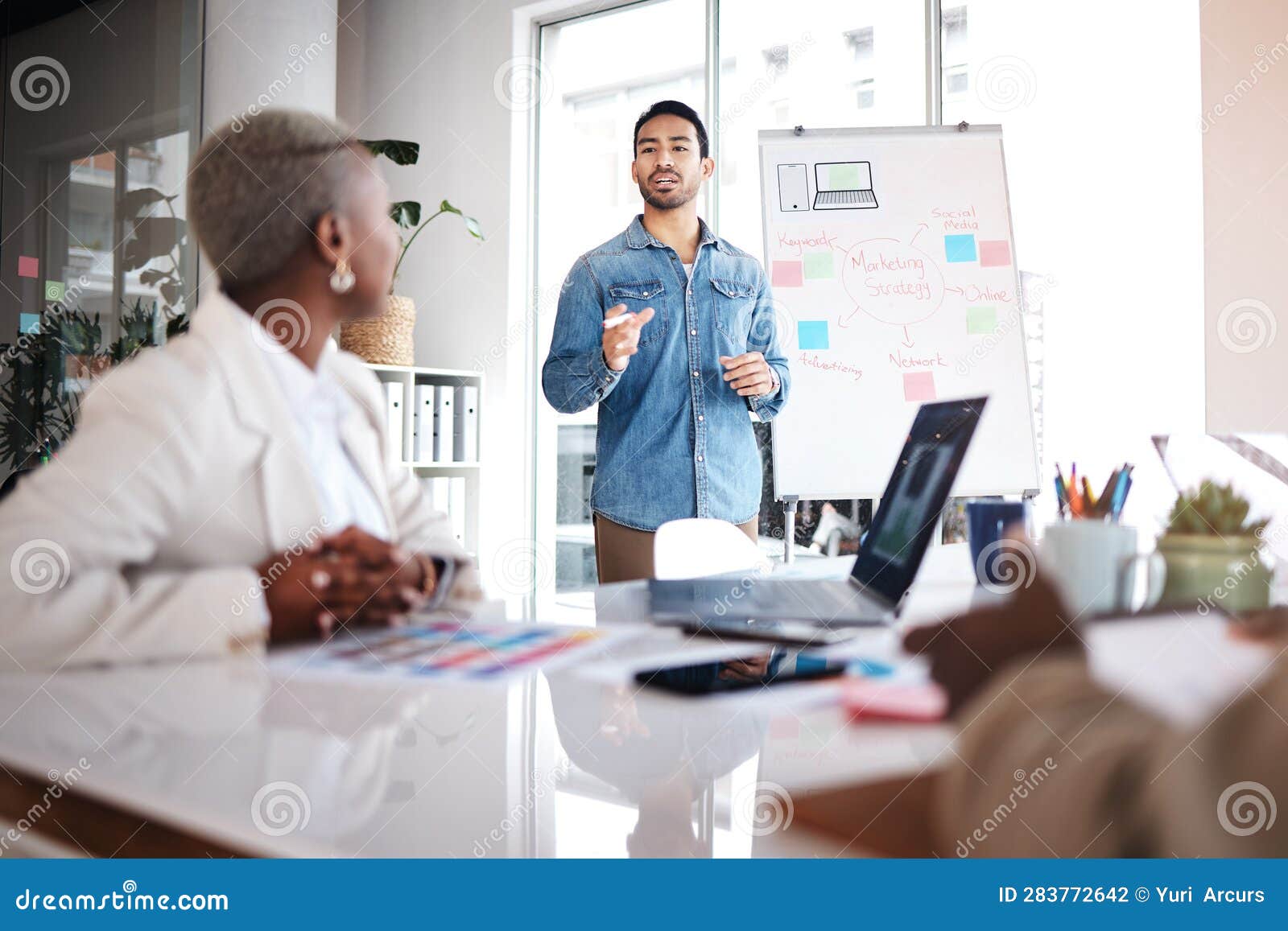 Business Presentation, Training and Communication with Seminar and ...