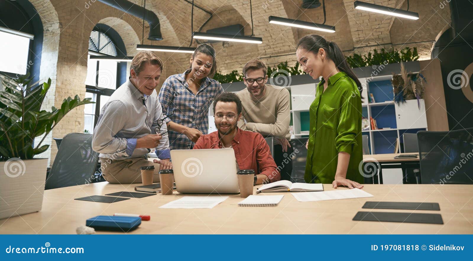 People Analyzing Data