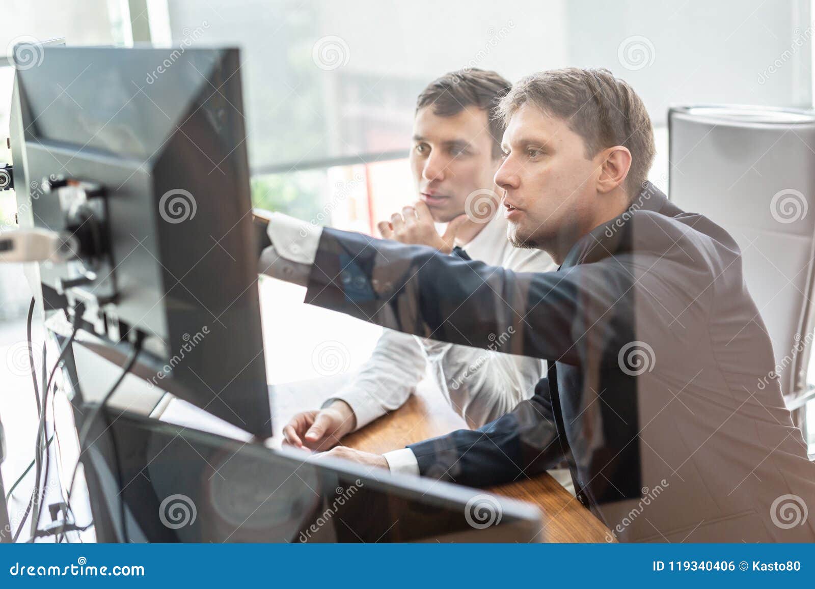 Business Team Analyzing Data at Business Meeting. Stock Photo - Image ...