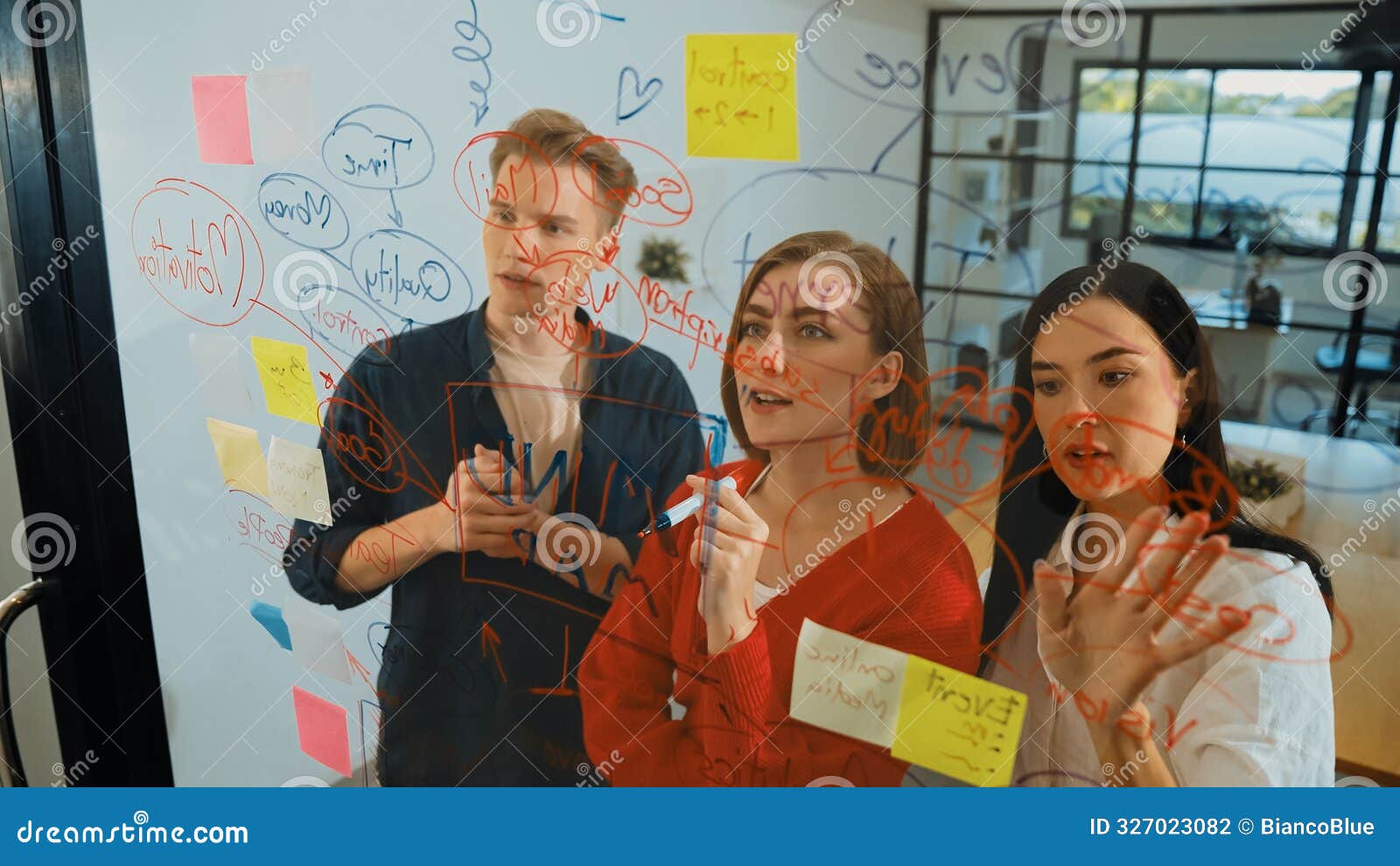 Business Team Brainstorming Idea by Using Colorful Sticky Note ...