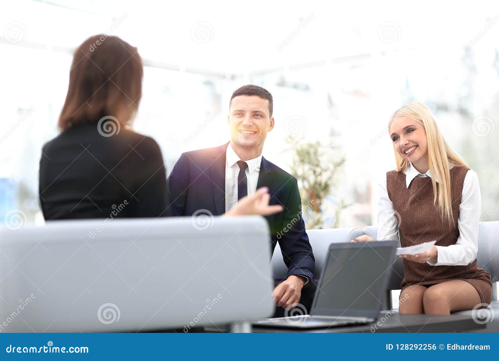 Business Team Discussing Business Issues in Office Stock Photo - Image ... Business Team Discussing Business Issues in Office Stock Photo - Image ...