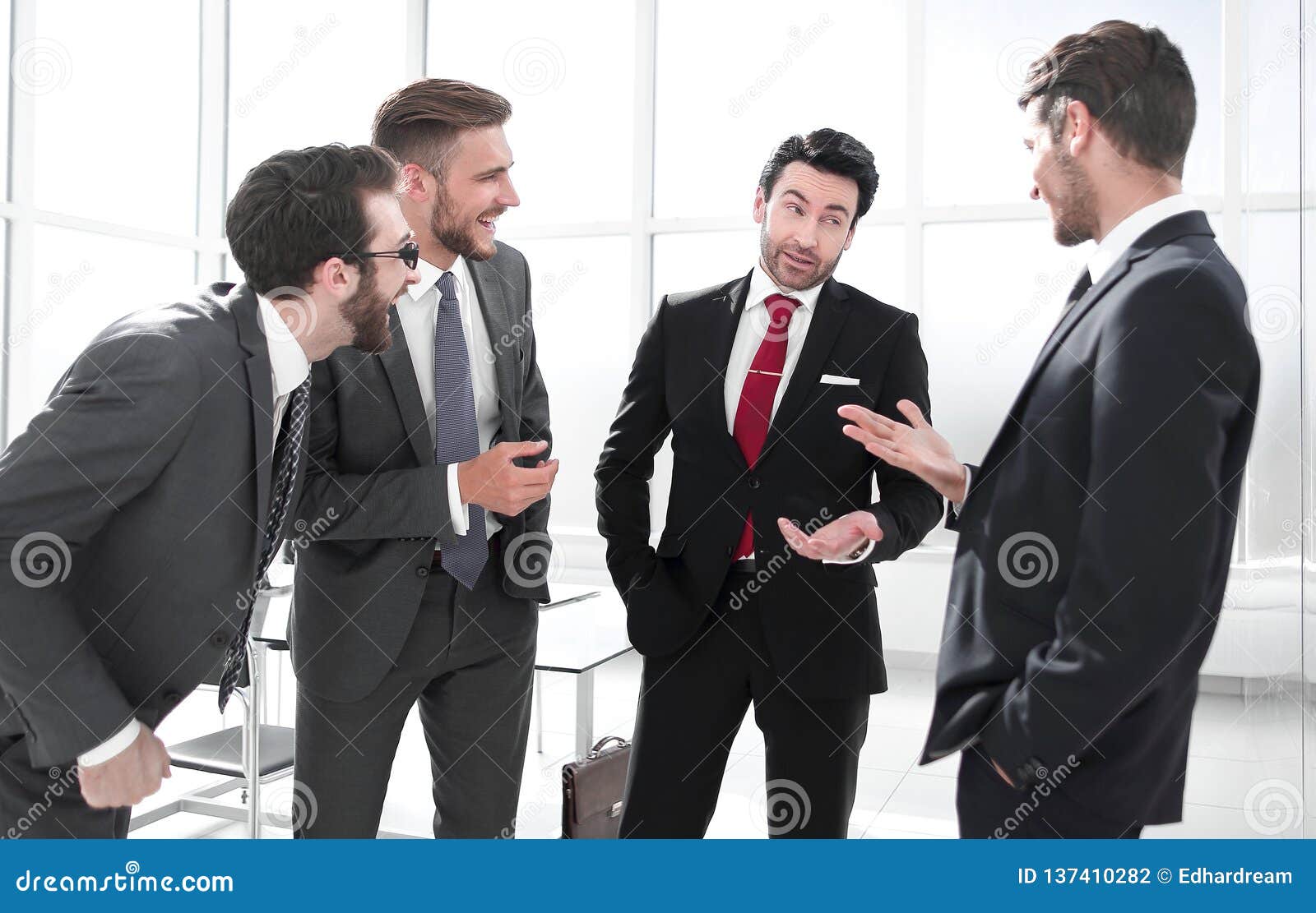 Business Team Discussing Business Issues Stock Photo - Image of ...