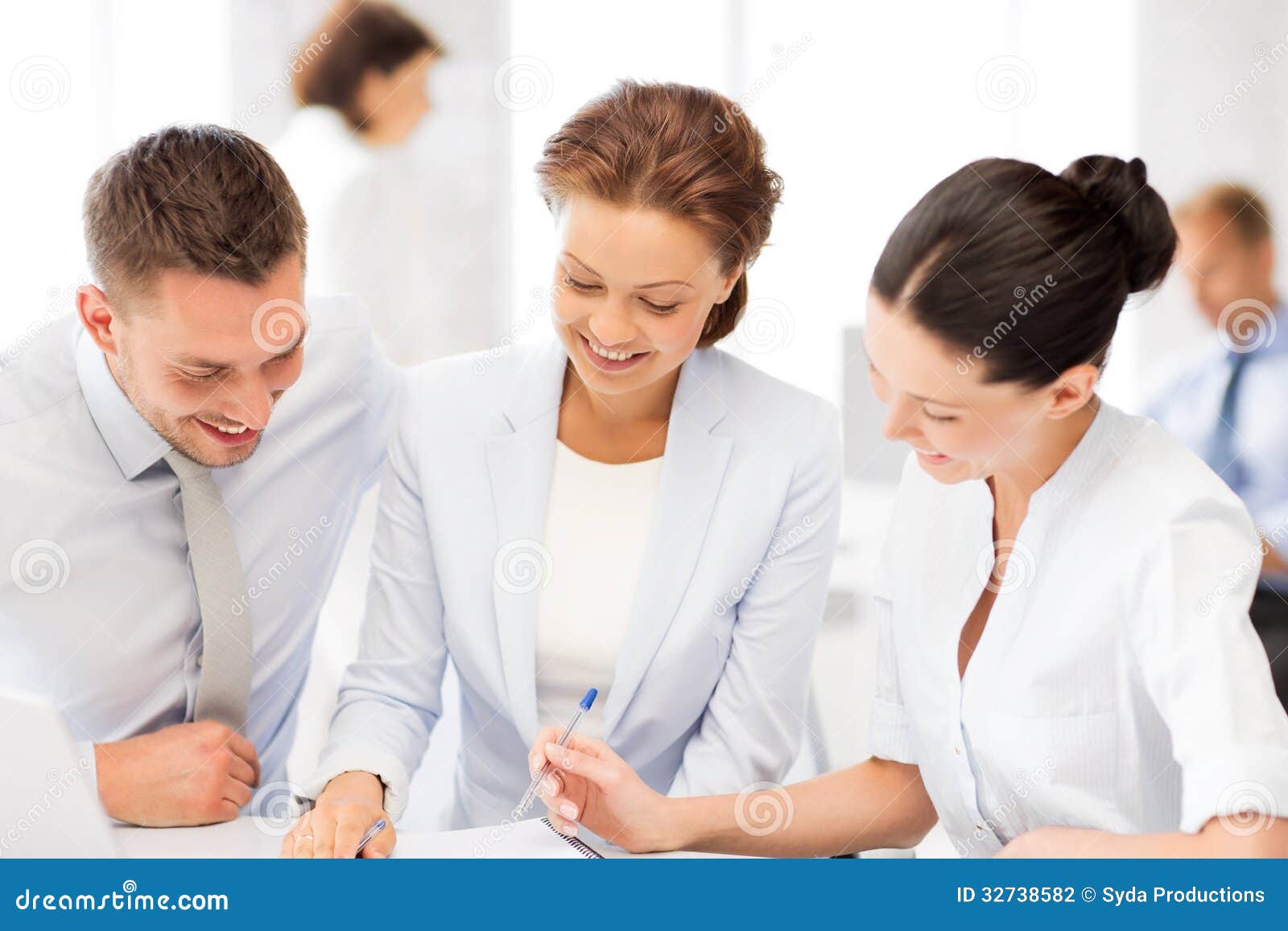 Business Team Having Discussion in Office Stock Photo - Image of ...
