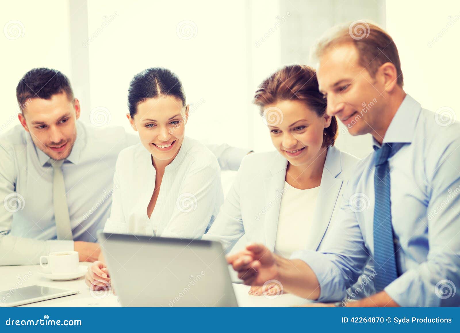 Business Team Having Discussion in Office Stock Photo - Image of ...