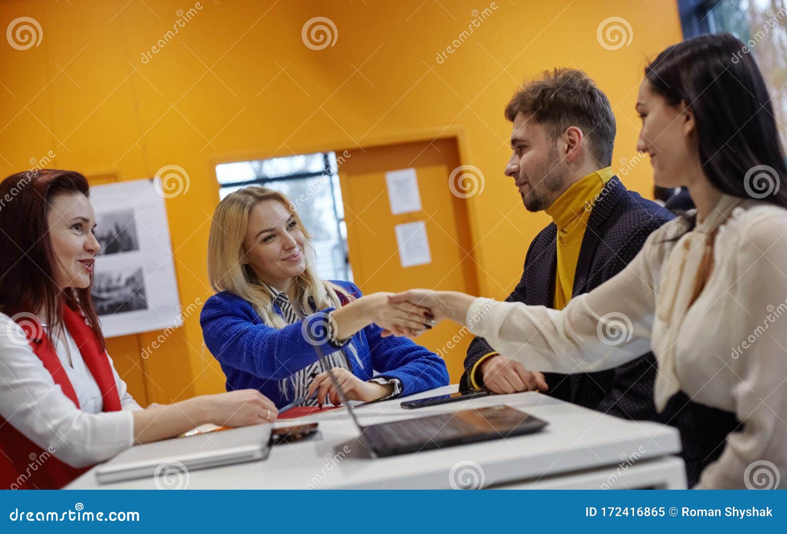 A Business Team Meeting Discussion Break Concept Stock Image - Image of ...