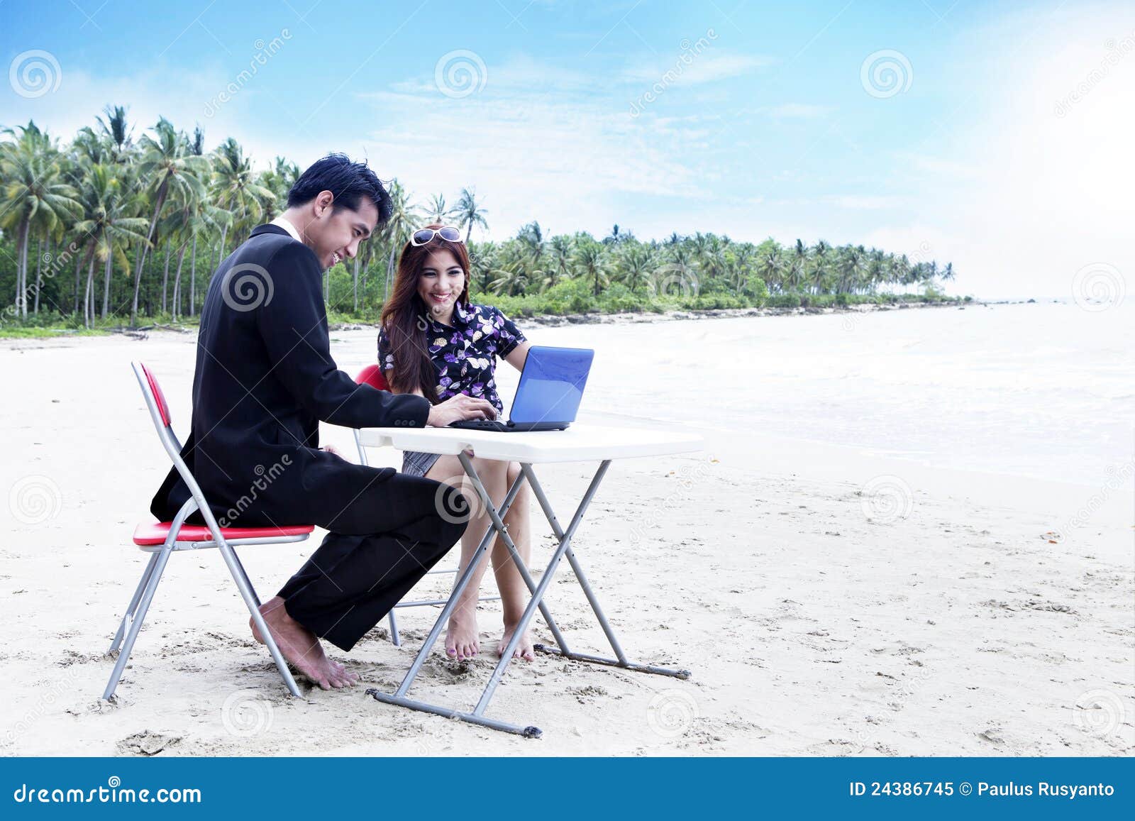 Business Team Meeting Outdoor Stock Image - Image of internet, people ...