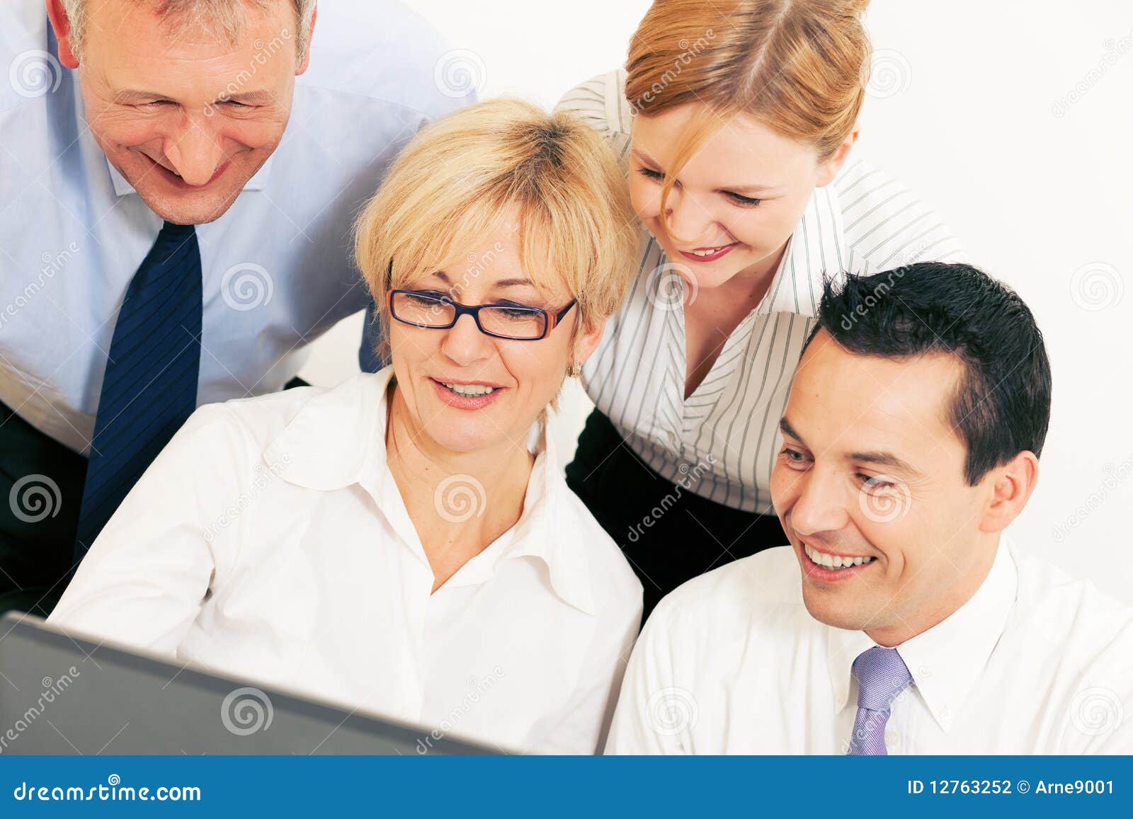 Business Team Working on Computer Stock Photo - Image of businesswomen ...
