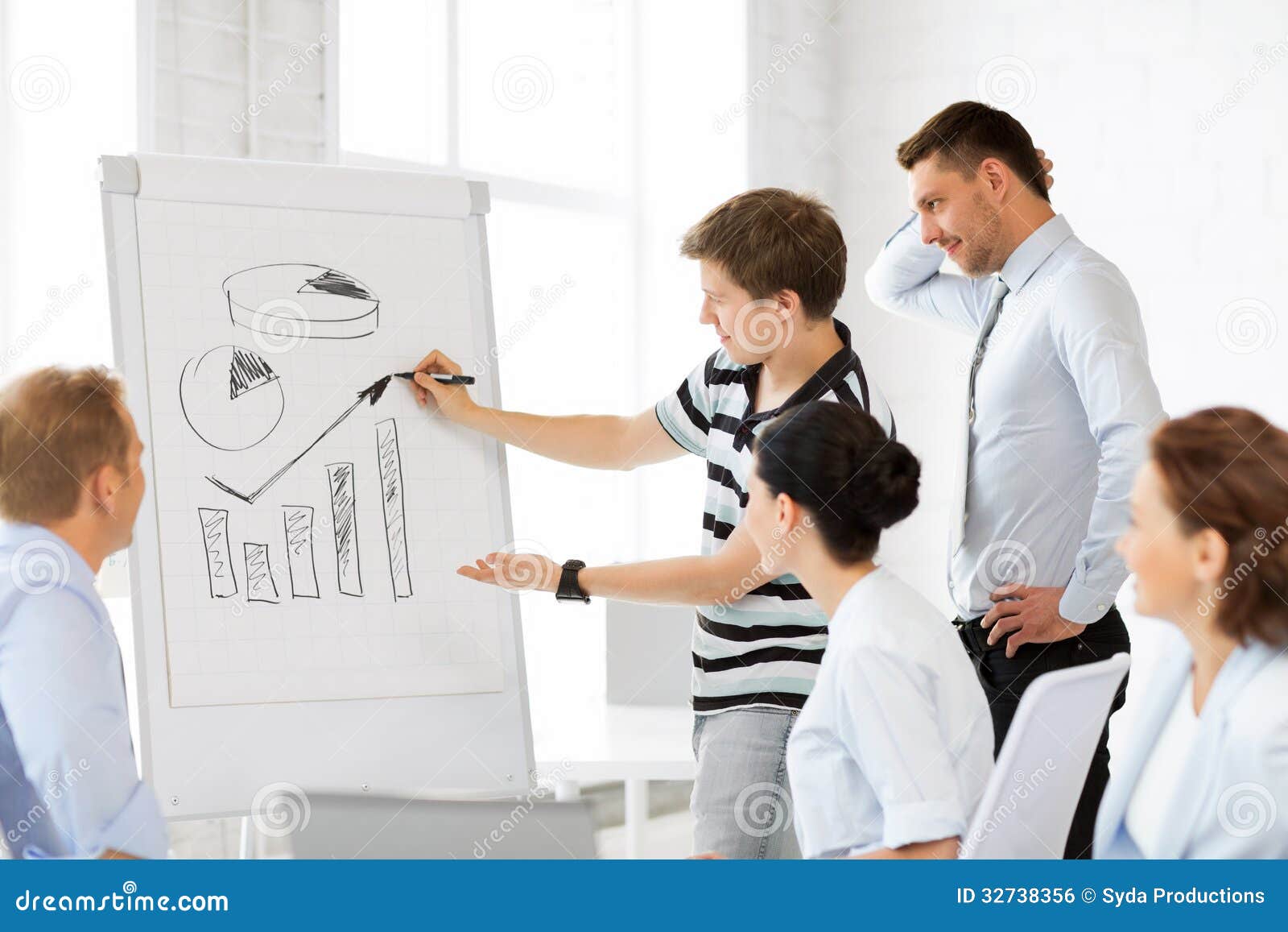 Business Team Working with Flipchart in Office Stock Photo - Image of ...