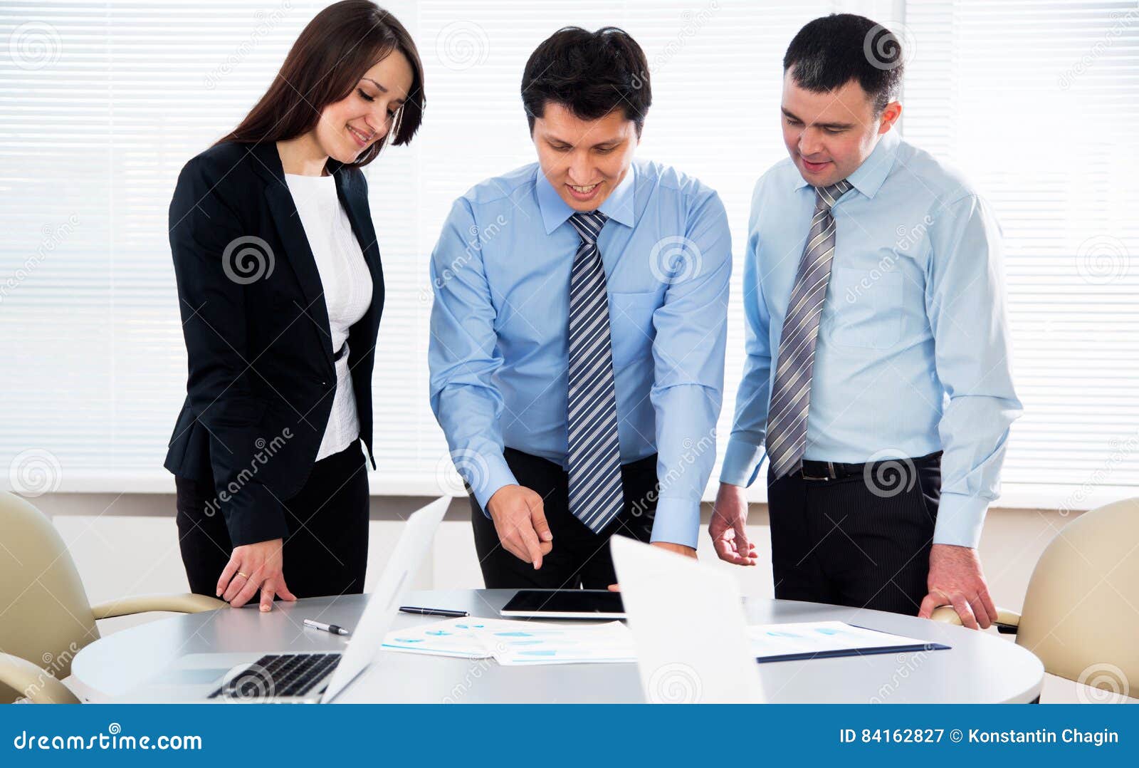Business team stock image. Image of explaining, concept - 84162827