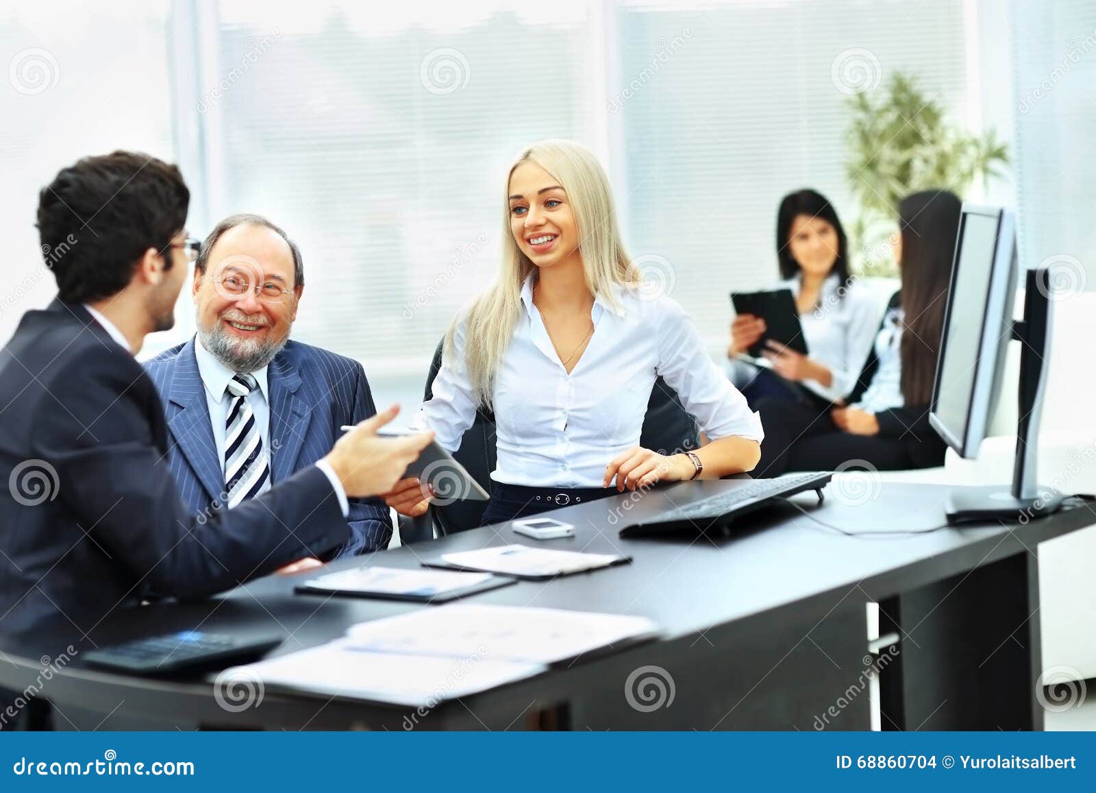 The Business Team Works with the Financial Documents Stock Photo ...