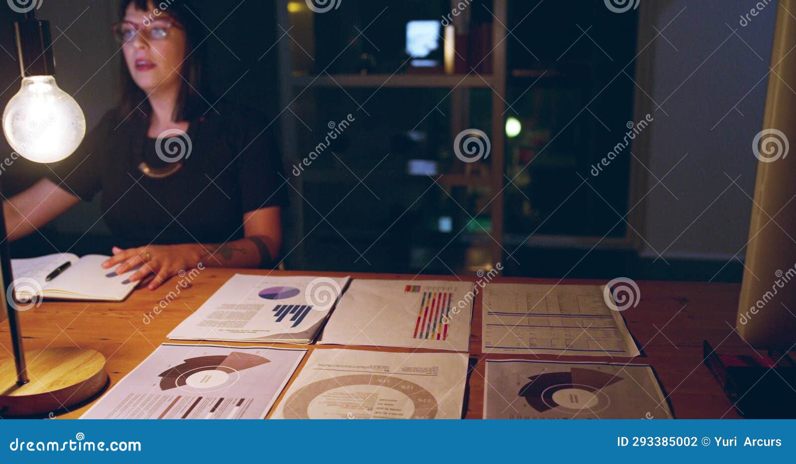 Business Woman, Office and Paperwork Chaos, Mess or Disorganized by ...