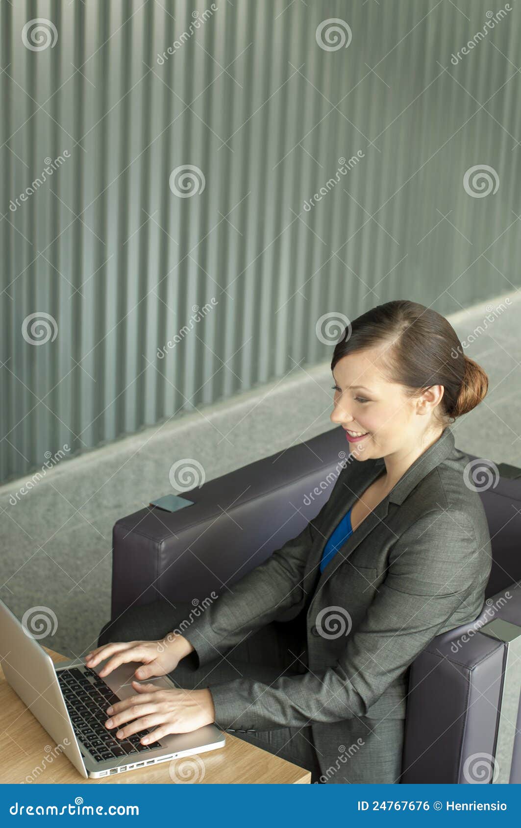 Business Woman Using a Laptop Stock Photo - Image of happy, office ...