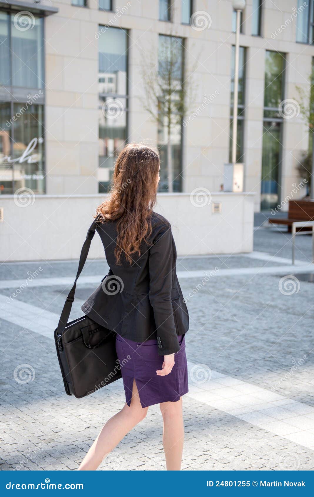 Business Woman Walking in Hurry Stock Image - Image of suit, walk: 24801255
