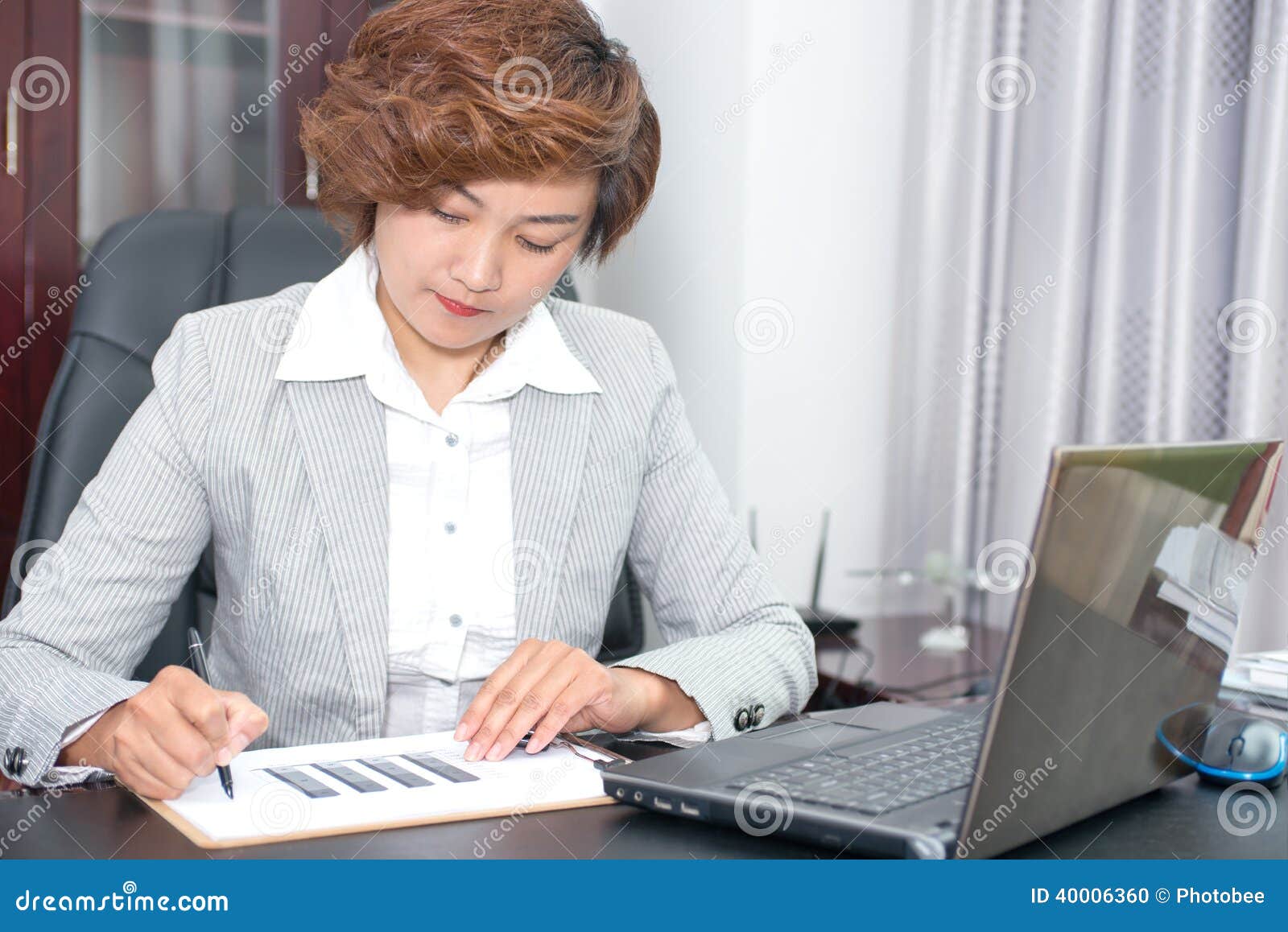 Business woman write stock photo. Image of happy, consultant - 40006360