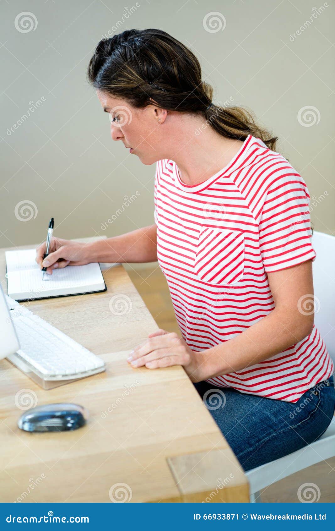 Business Woman Writing in Her Planner Stock Image - Image of mouse ...