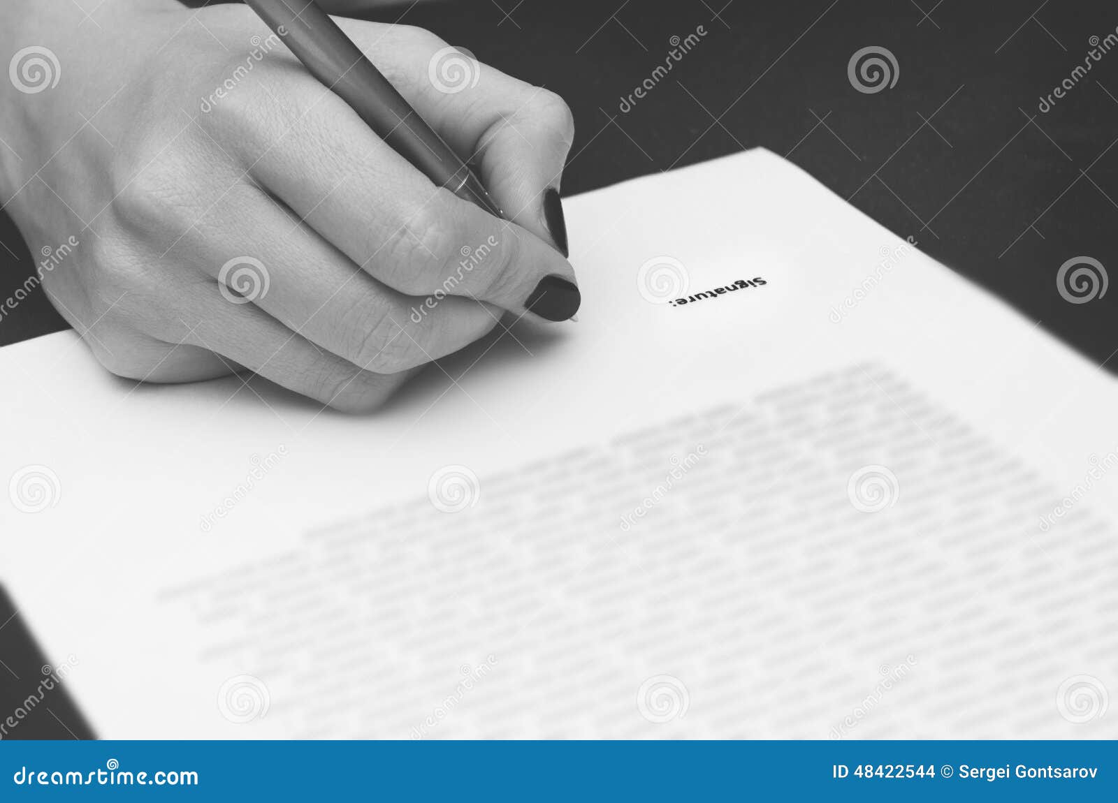 Business Worker Signing the Contract Stock Photo - Image of ideas ...