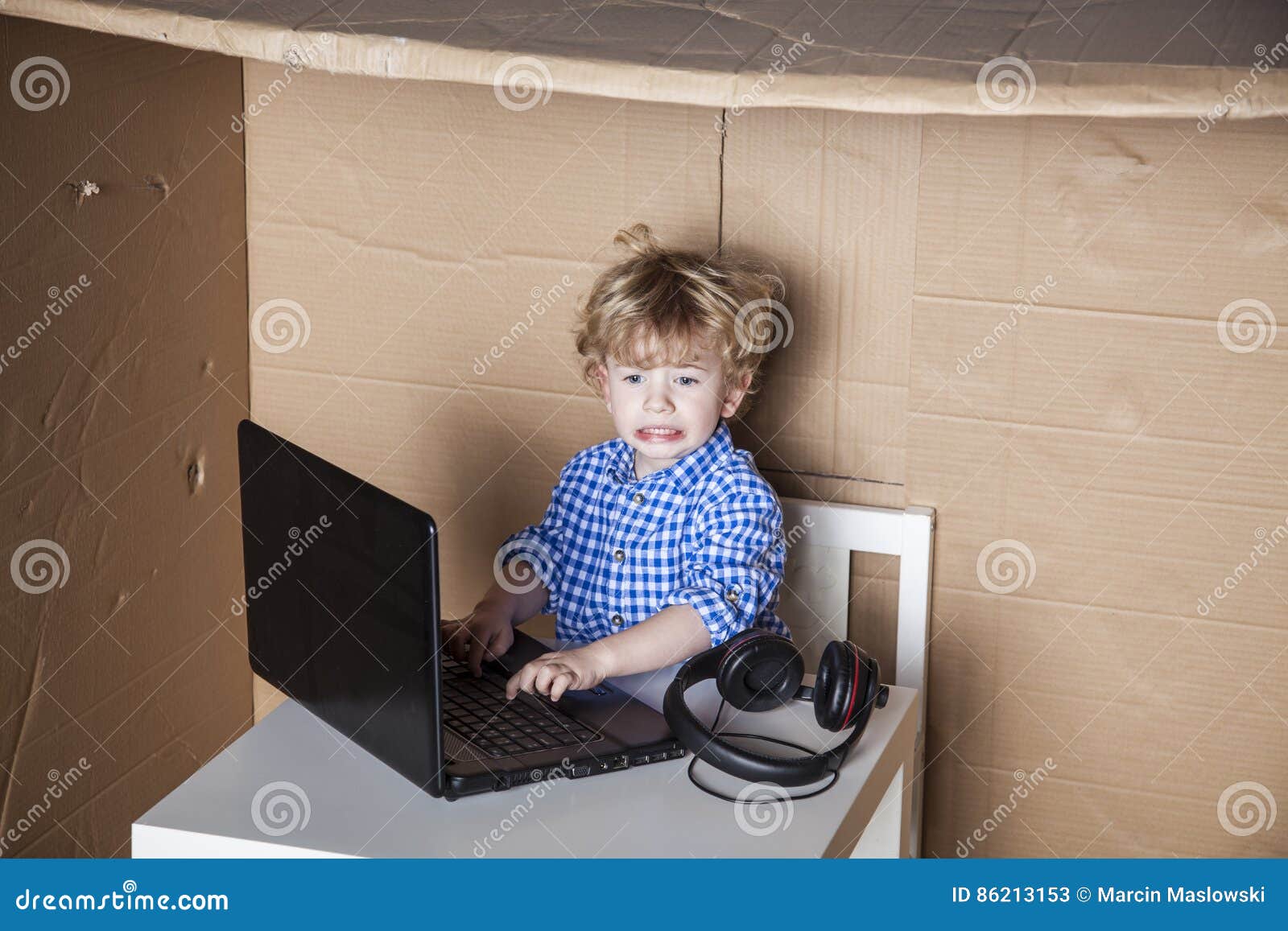 Businessman Child Is In Trouble With The Computer, Curve Face Royalty ...