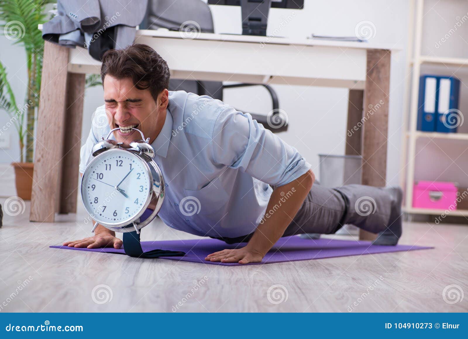The Businessman Doing Sports in Office during Break Stock Image - Image ...