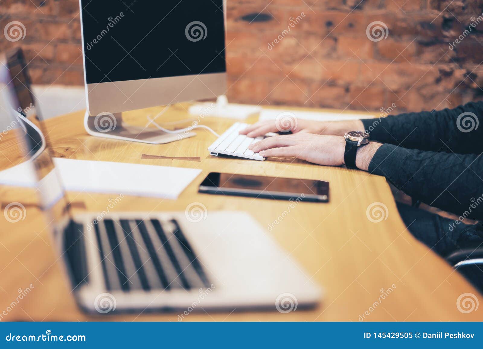 Businessman Hands Using Computer on Desktop Stock Image - Image of ...