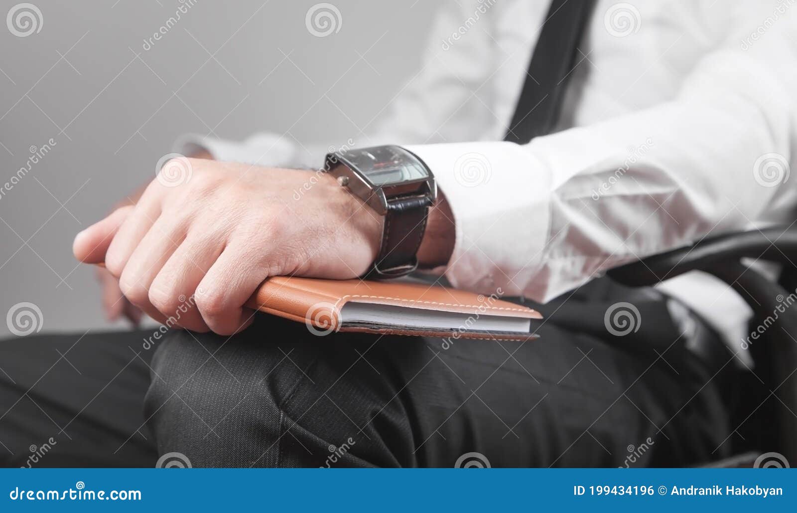Businessman Holding Notepad in Office Stock Photo - Image of male ...