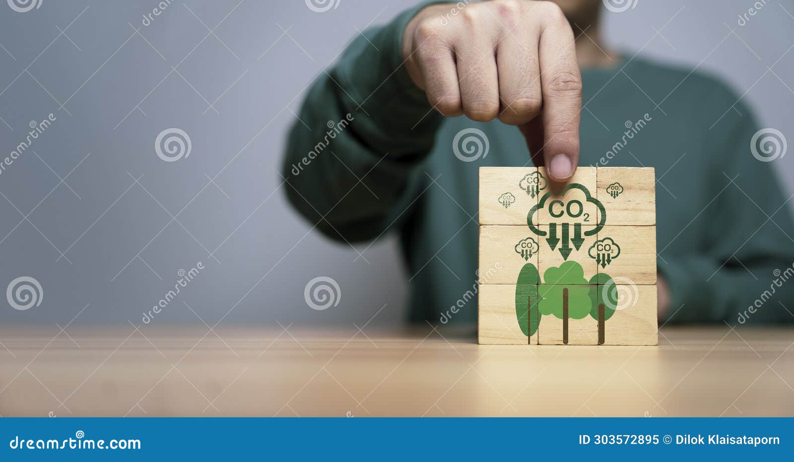 Businessman Holding Wooden Cube CO2 Reducing Icon and Tree for Decrease CO2 Emission, Carbon ...