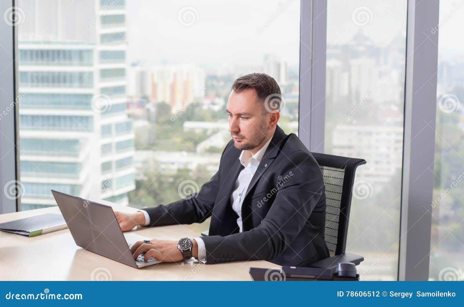 Businessman in Suit Working on Laptop Stock Photo - Image of ...