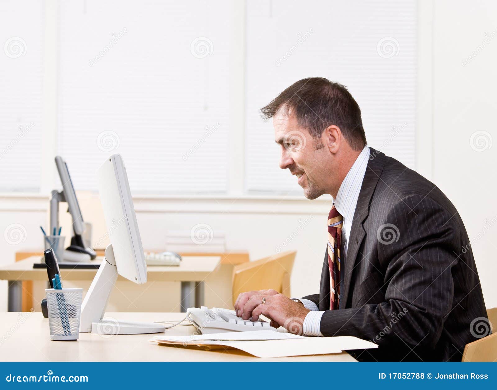 Businessman Typing on Computer Stock Photo - Image of workplace, typist ...