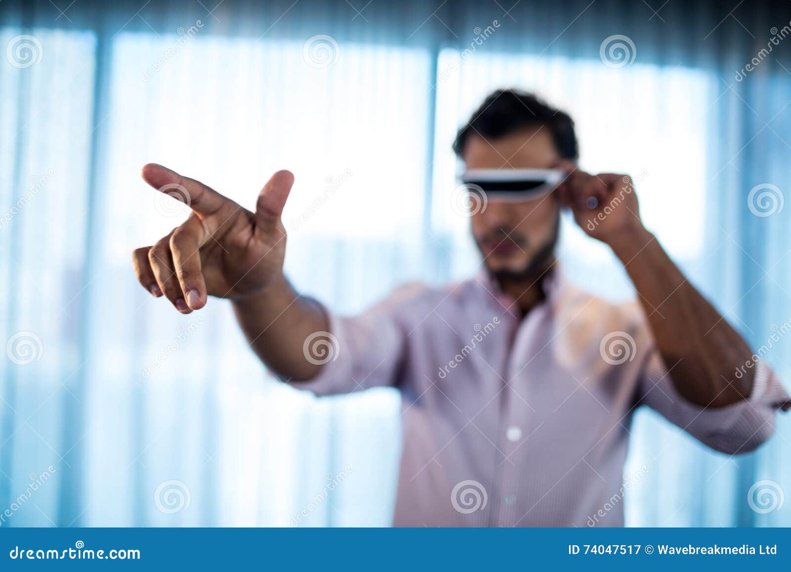 Businessman Using an Oculus Stock Image - Image of corporate, augmented ...