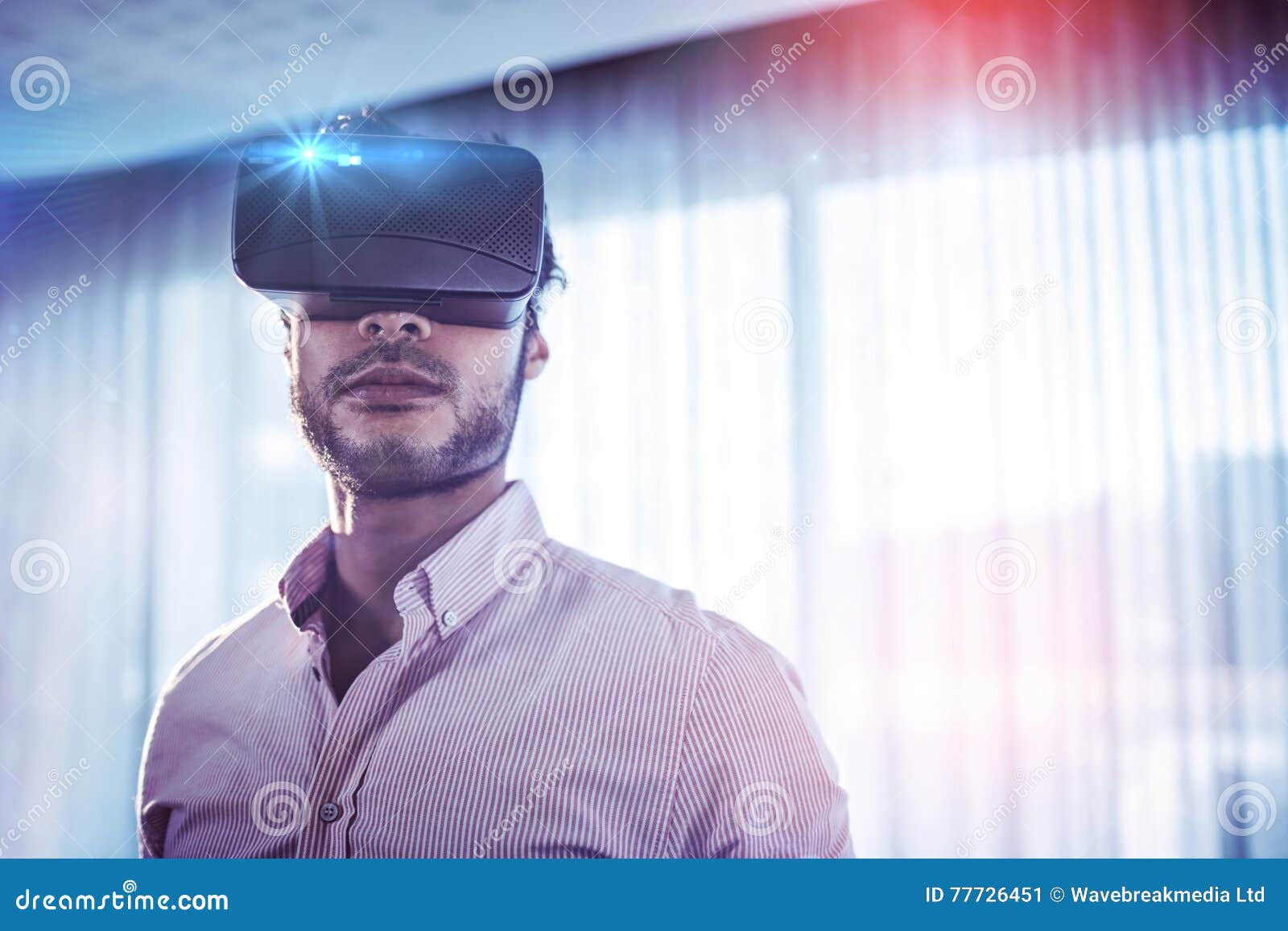 Businessman Using an Oculus Stock Image - Image of suit, rift: 77726451