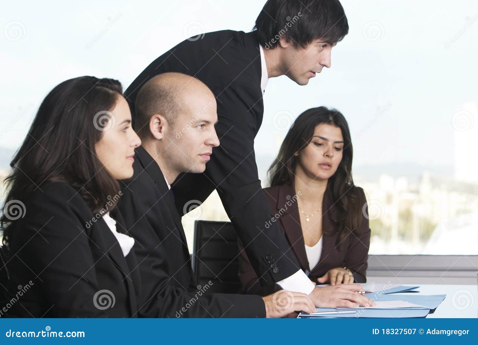 Businessmen bargaining stock image. Image of life, partnership - 18327507