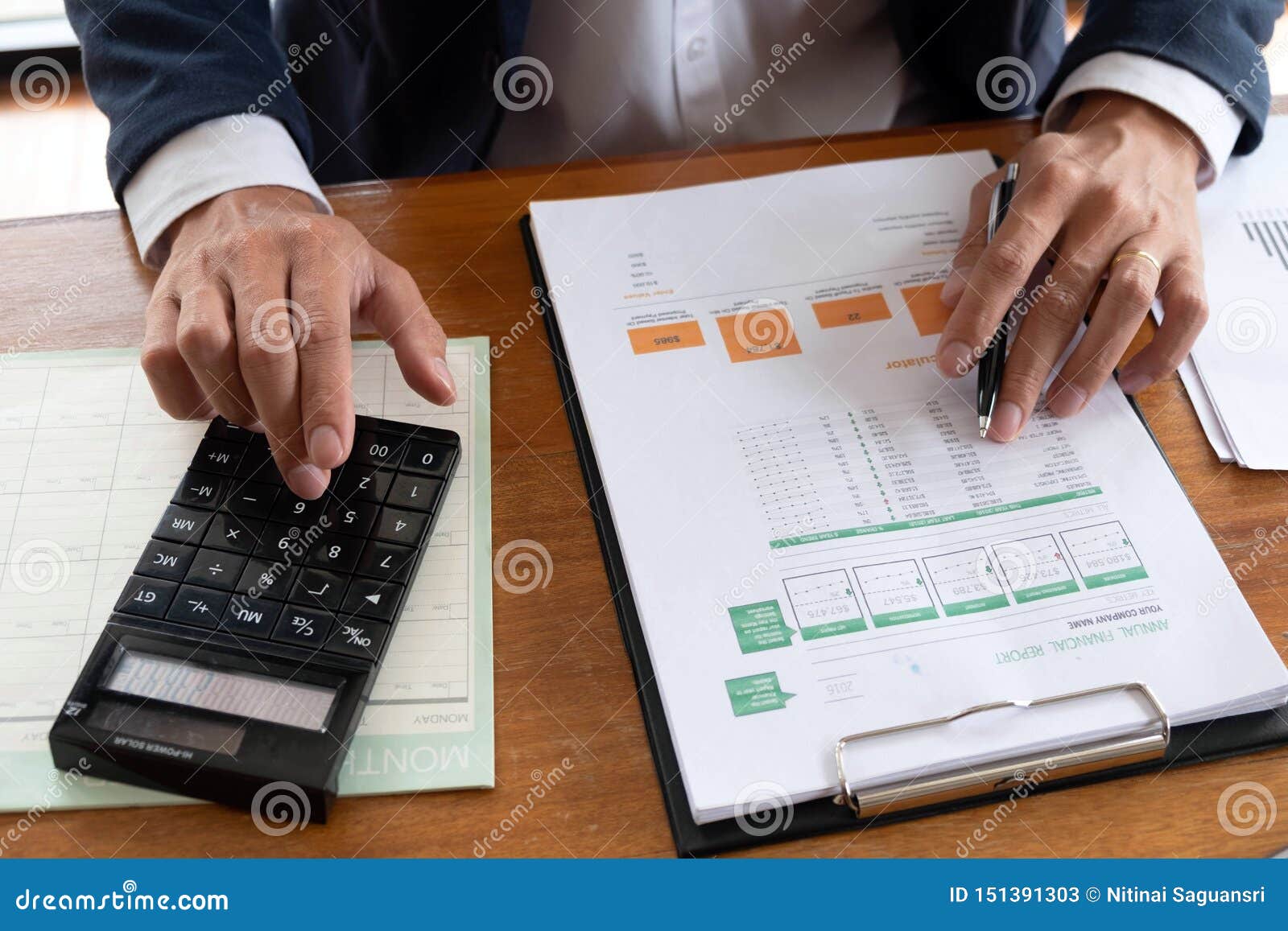 Businessmen, Finance, Accounting Work, Checking Accounts, Using ...