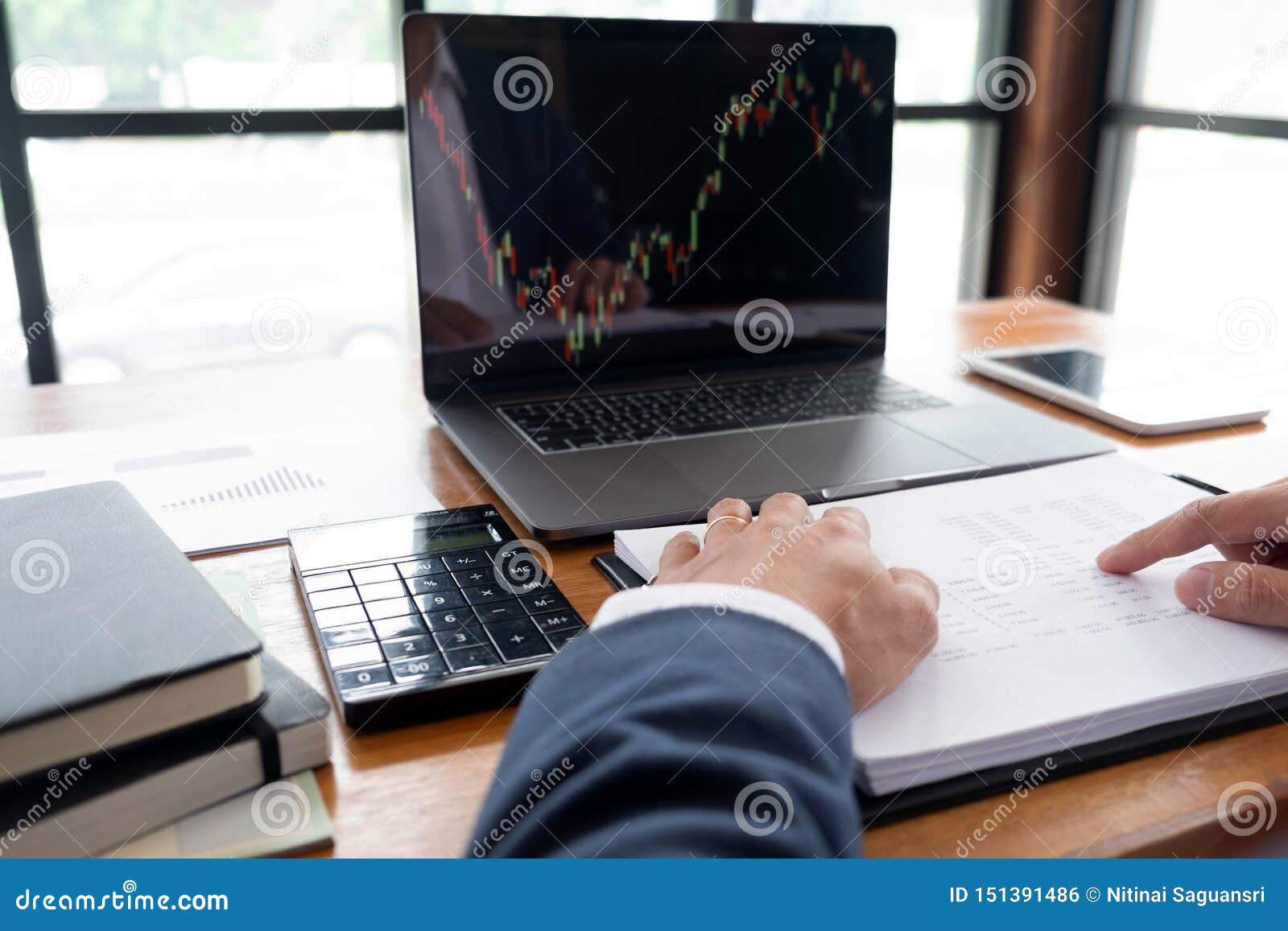 Businessmen, Finance, Accounting Work, Checking Accounts, Using ...