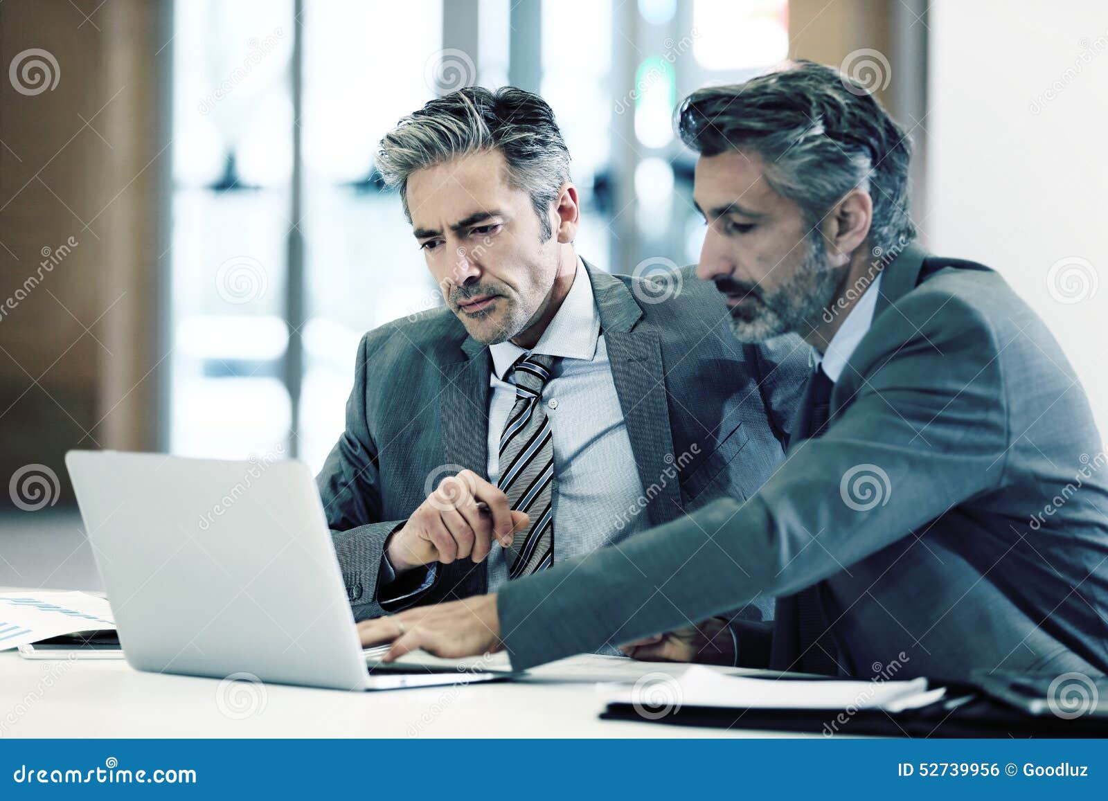 Businessmen Meeting and Discussing New Project Stock Photo - Image of ...