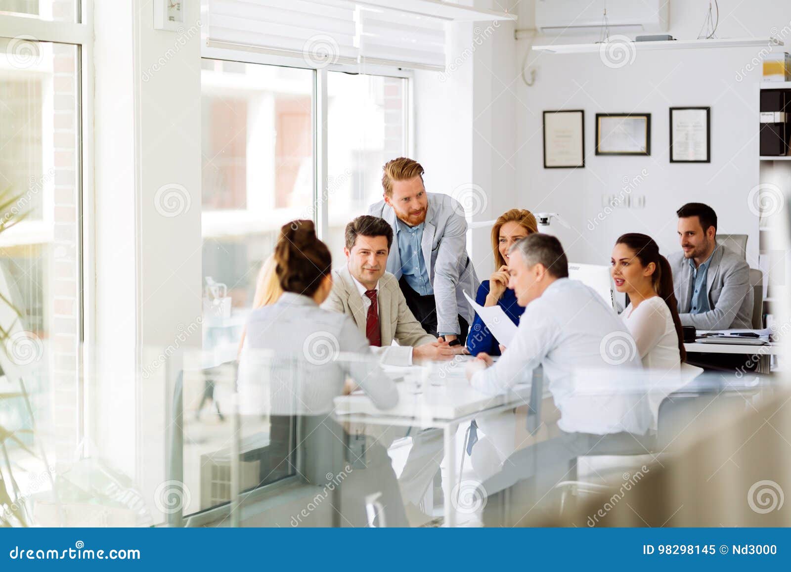 Businesspeople Collaborating in Office Stock Image - Image of ...