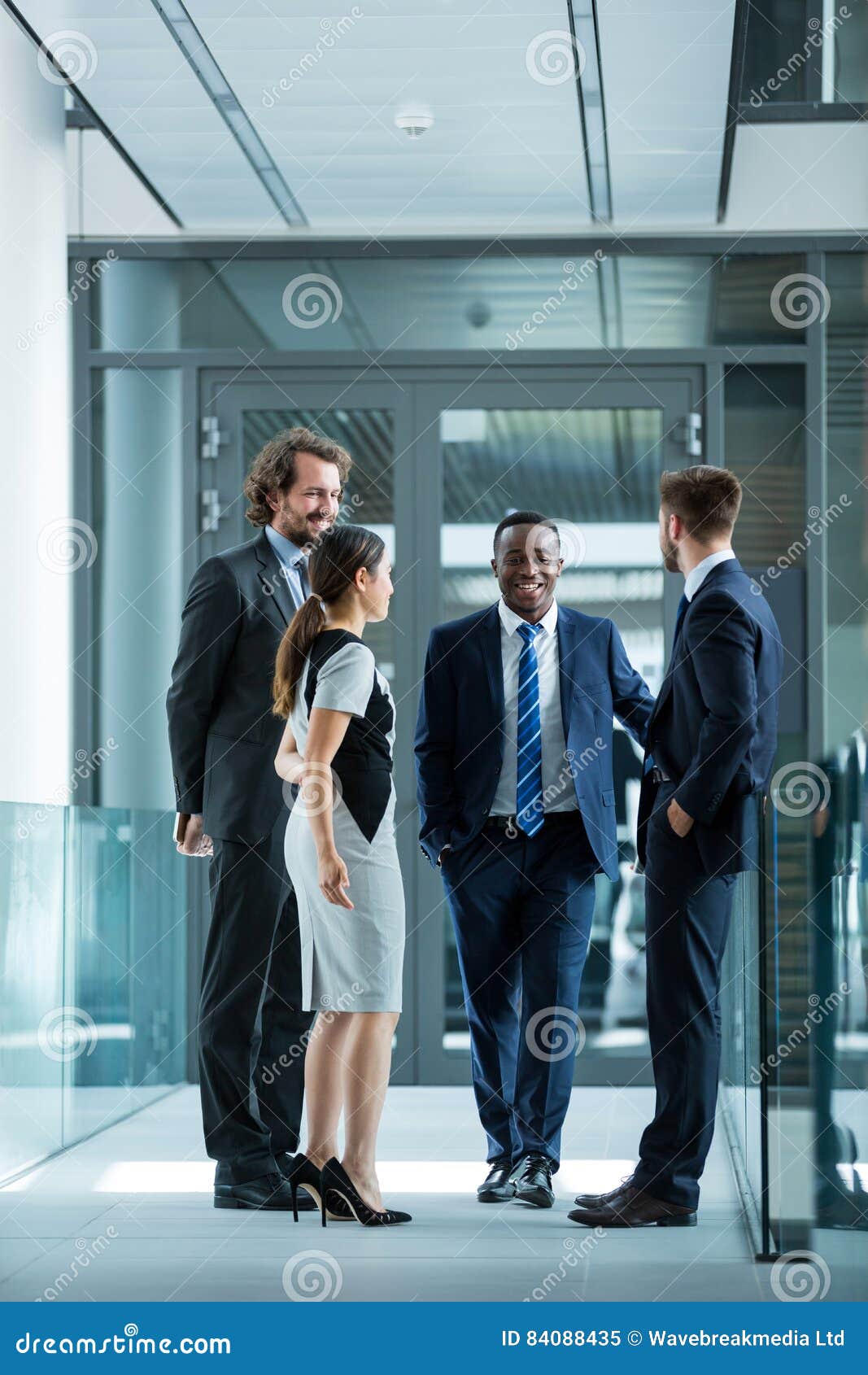 Businesspeople Having a Discussion in Office Stock Image - Image of ...