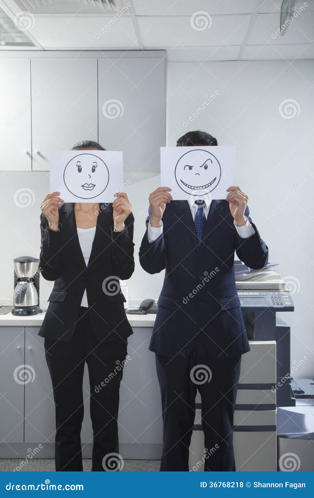 Obscured Faces Stock Illustrations – 26 Obscured Faces Stock ...