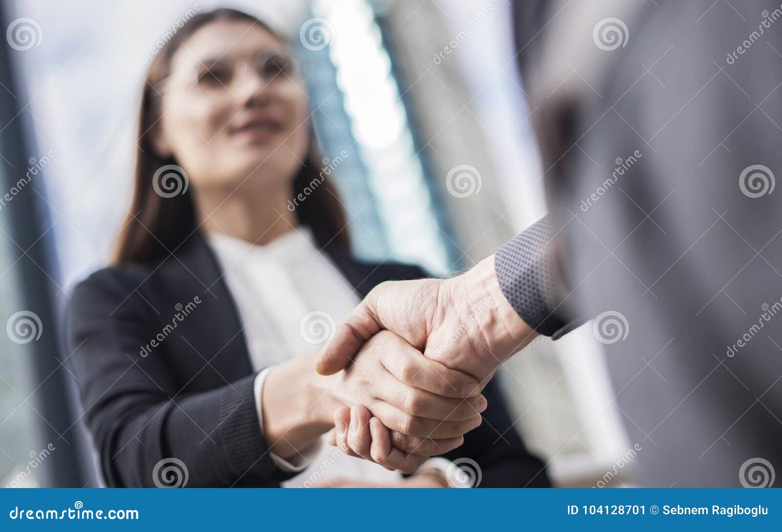 Businesspeople Making Hand Shake in the City Stock Image - Image of ...