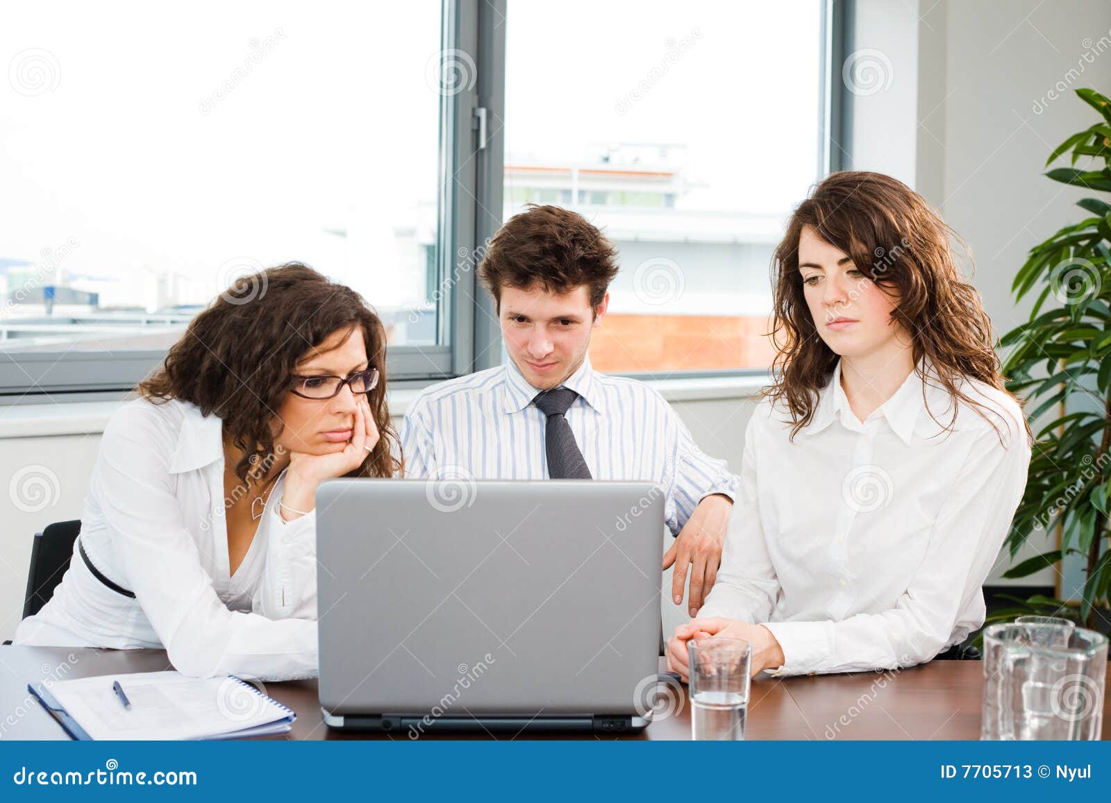 Businessteam Working on Computer Stock Image - Image of female, face ...