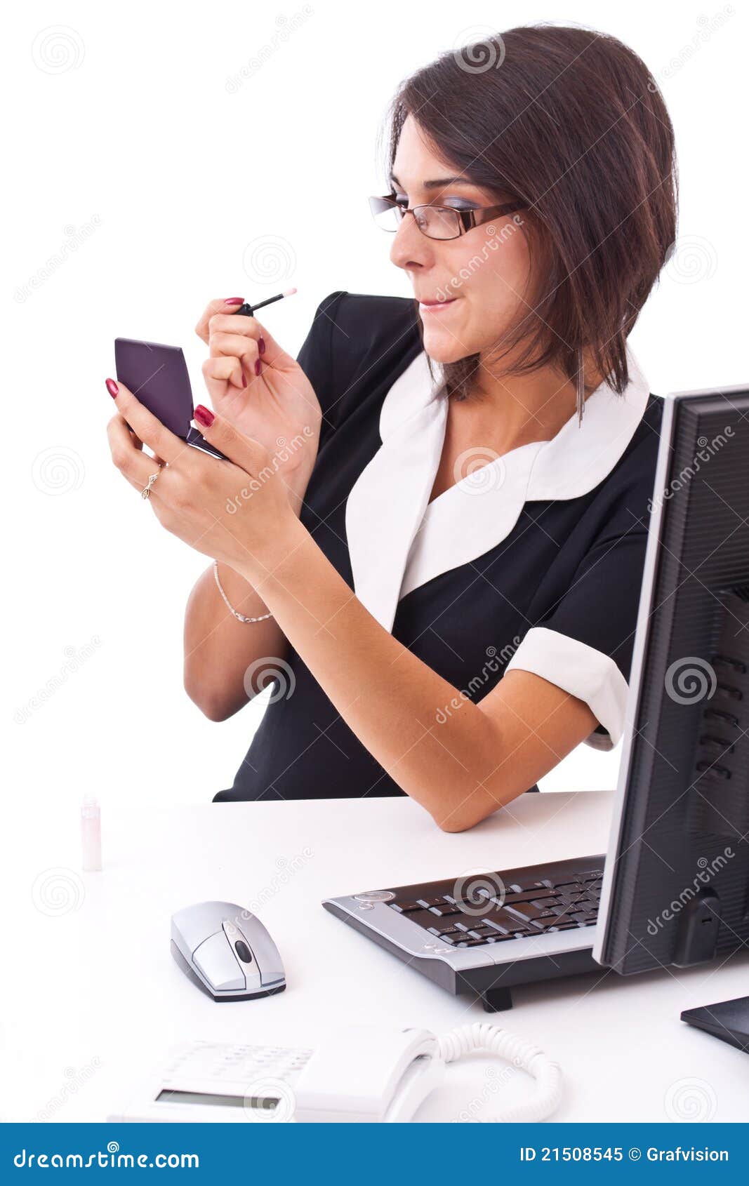Businesswoman Applying Lipstick Stock Image - Image of beautiful, lips ...