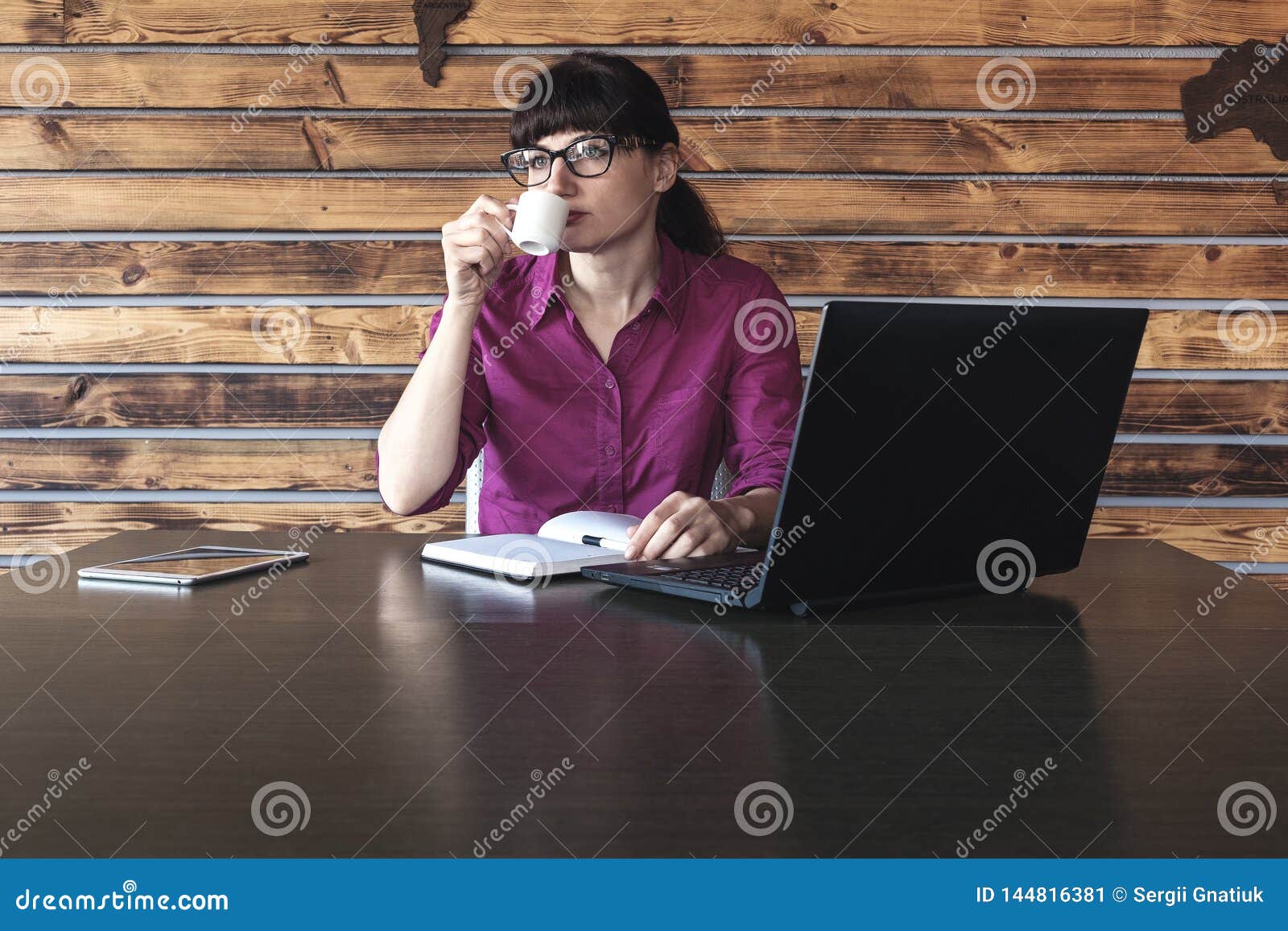 Businesswoman Concentrating on Her Work Stock Image - Image of ...