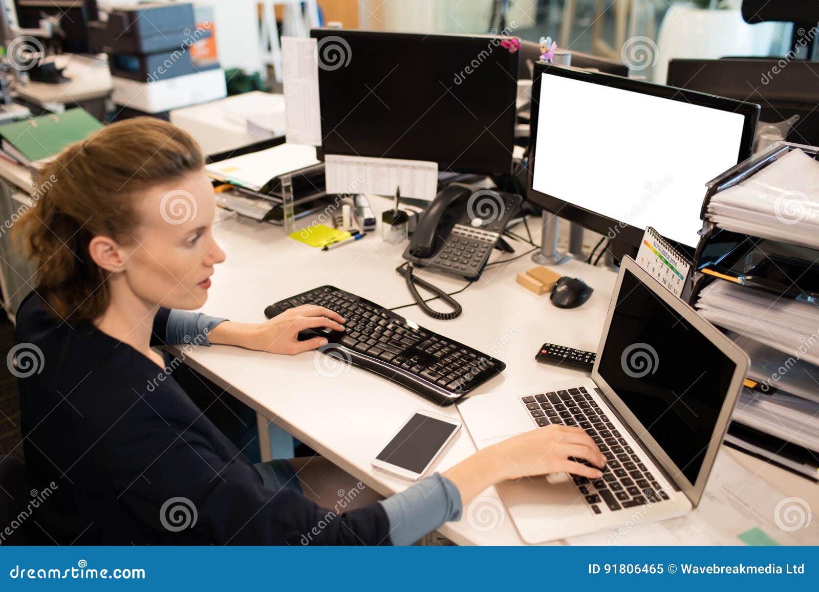 10,555 Using Pc Desktop Stock Photos - Free & Royalty-Free Stock Photos ...