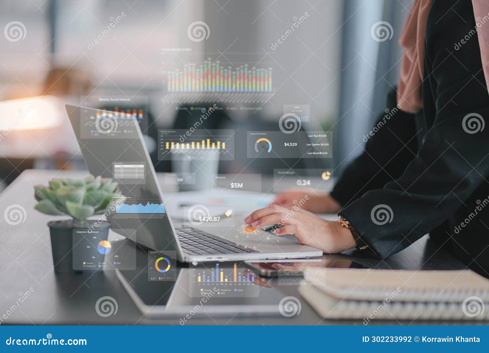 Businesswoman Using Financial Business Analytics Dashboard Concept ...