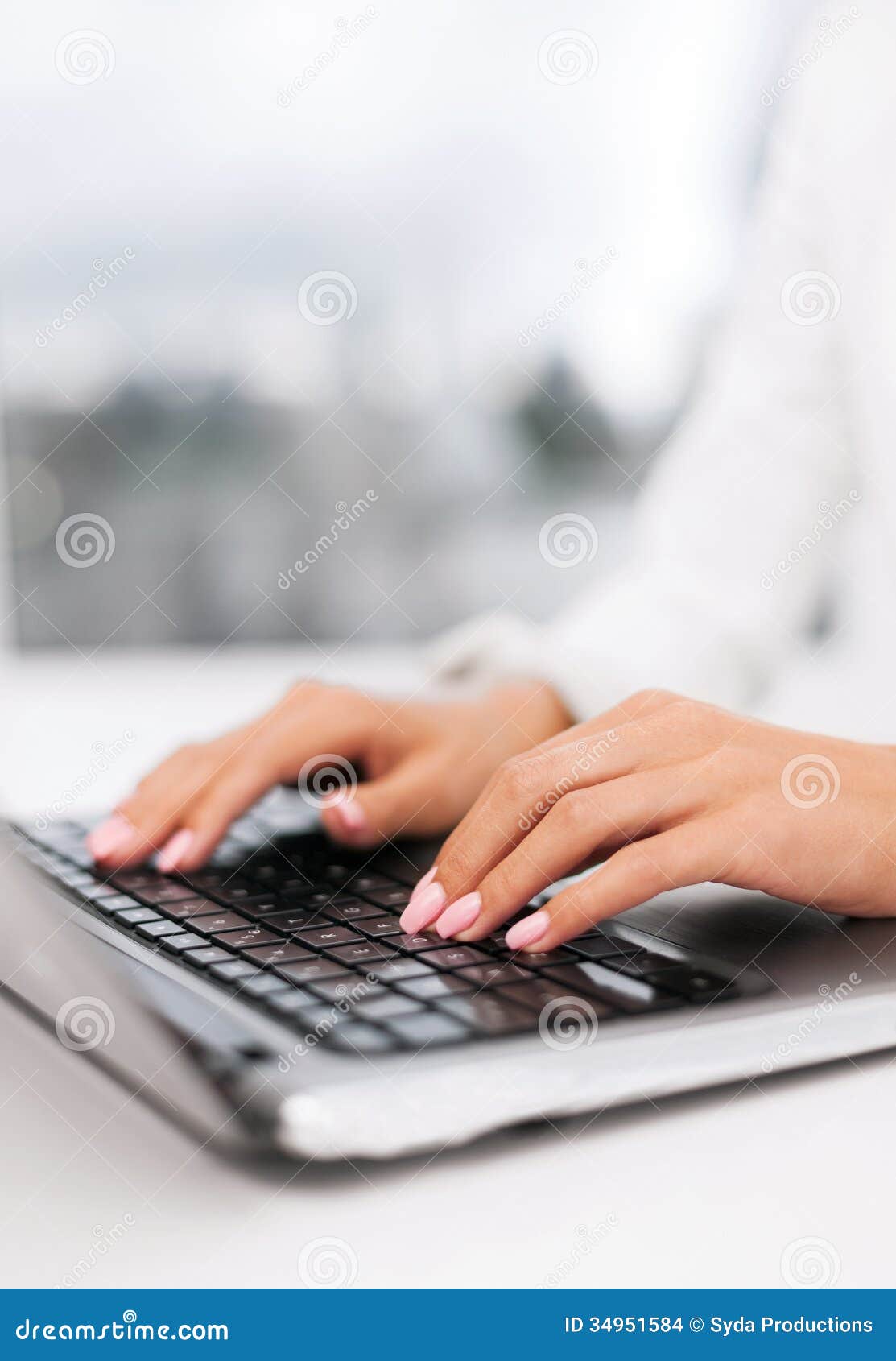 Businesswoman Using Her Laptop Computer Stock Photo - Image of chatting ...