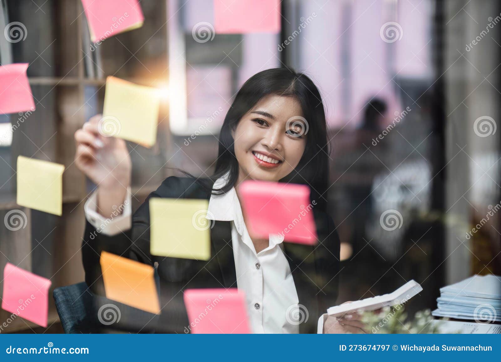 Businesswoman Write Tasks Creative Ideas and Planning on Sticky Post it ...