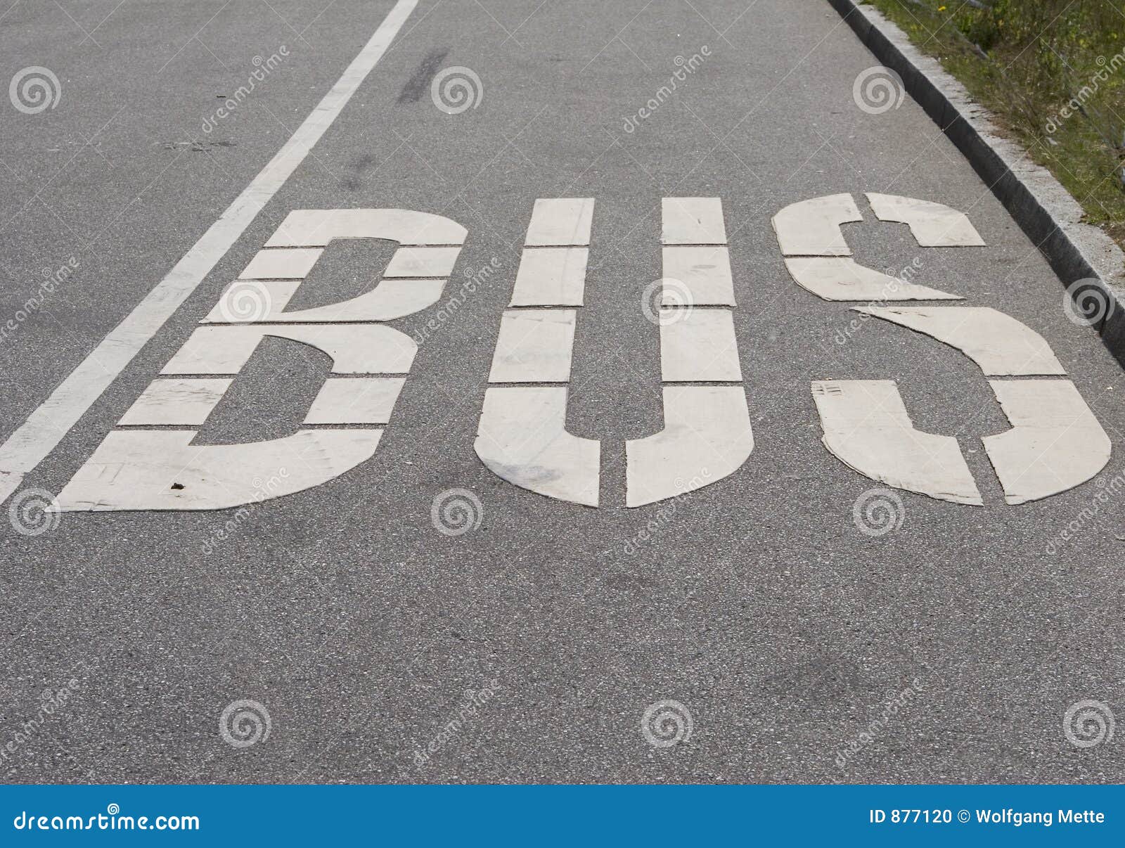 Busstrook 1 stock foto. Image of symbool, spoor, behang - 877120
